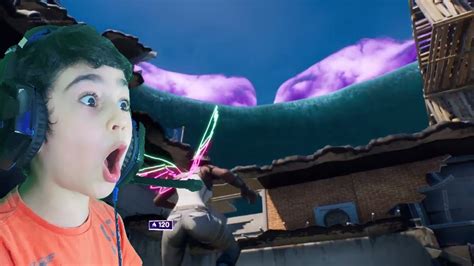 Crazy Reaction To The Fortnite Map Flooding Doomsday Event The