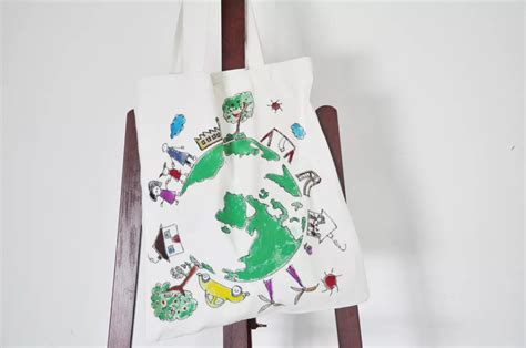 环保手提袋绘画手提袋手绘手提袋简笔画大山谷图库