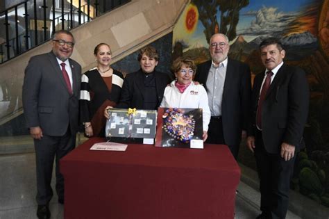 Renueva Delfina Gómez parque vehicular del Servicio Postal en Edomex