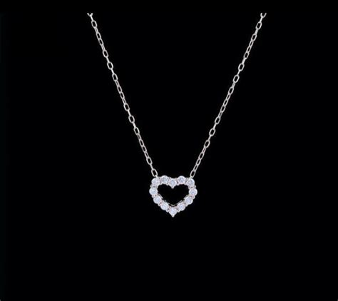 Roblox t shirts Collares Diseño de camiseta gratis Camisetas de chica