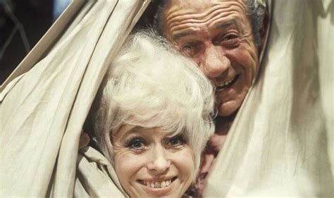 Barbara Windsors ‘inevitable Affair With Carry On Co Star Sid James