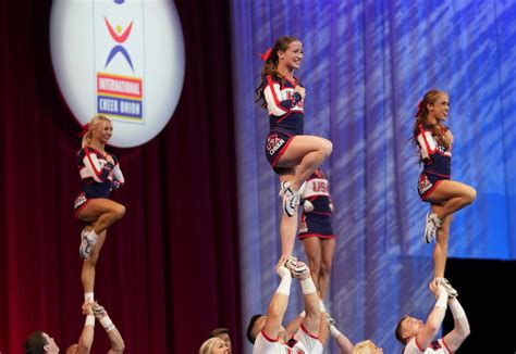 Issue Preview Novdec 2022 Golden Year For Usa Cheer Inside