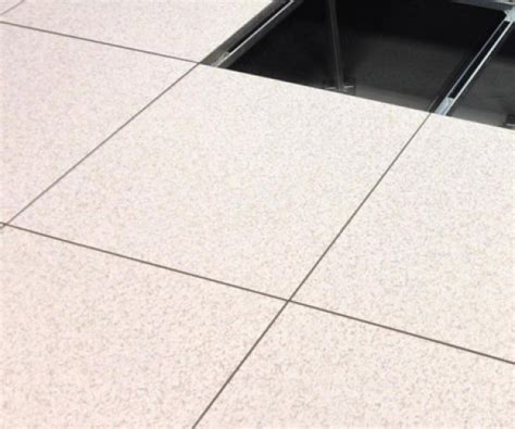 Python Opencv Trying To Identify A Completely Visible Tile All Four