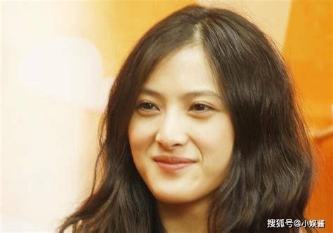 被父亲“棒打鸳鸯”错过靳东，转身嫁给父亲看准的女婿，如今她怎么样了隋俊波父母舞蹈