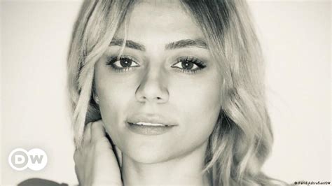 گفت‌و‌گو با شیوا امینی درباره قرعه گروه تیم ملی فوتبال ایران Dw