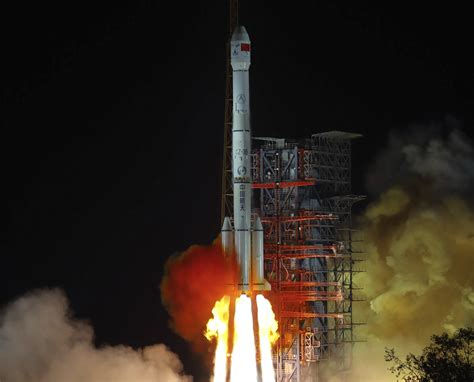 Nasas Orion Capsule Enters Far Flung Orbit Around Moon News10 Abc
