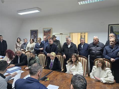 Коалиција За будућност Берана предала изборну листу Божовић Створићемо бољу будућност и