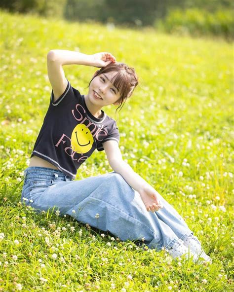 篠原望さんのインスタグラム写真 篠原望instagram「 🍀🫧 カレンダー発売まであと少し🗓 この日はずっと日差しが