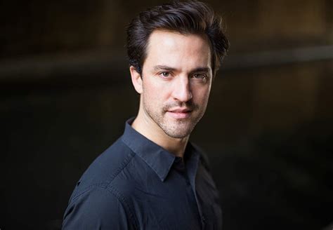 Poze Theo Devaney Actor Poza 5 Din 5 Cinemagiaro