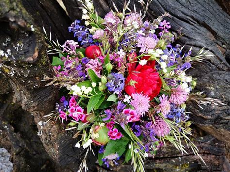 Poročni šopek In Izbira Cvetja Za Poroko Zeleni Svet