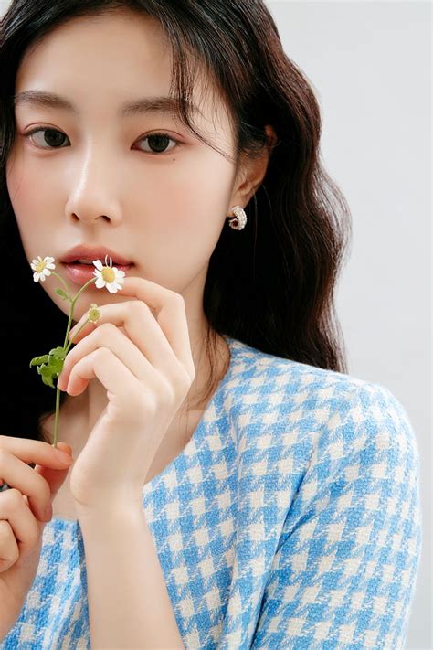 Pin By SIXC On HQ Iz Summer Campaign Iz One Romantic