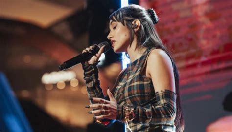 María Becerra Presentó “corazón Vacío” En Un Show Acústico Y Gratuito Para Sus Fans Data Ene