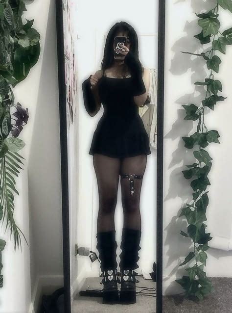 Goth Baddie Outfits