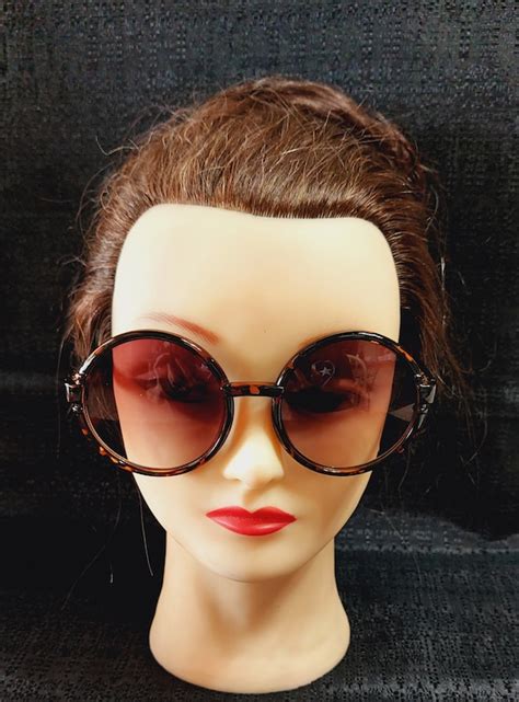 Vintage Women Sunglasses Gem