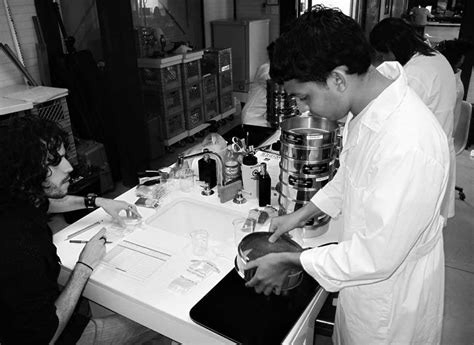 below sediment size sorting by citizen scientists in the laboratory