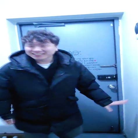 내칭구 생일상 Youtube