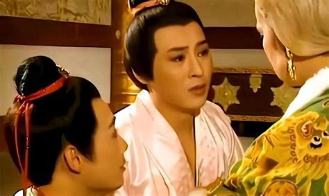 武则天拥有那么多男宠，为啥没生下一个皇子？原因让人难以启齿历史皇帝封建社会