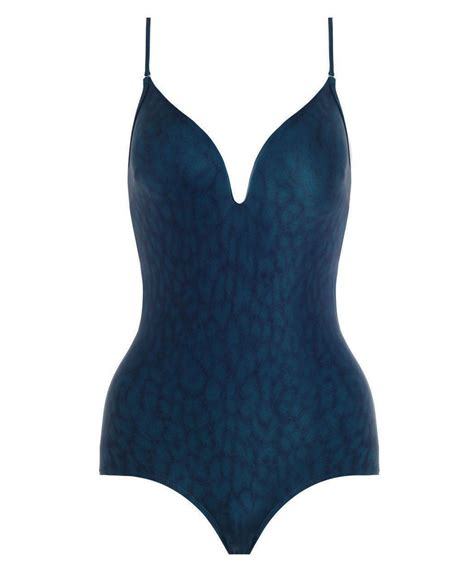 Flattering Swimwear For Small Busts Uk At Tyler Mckinley Blog
