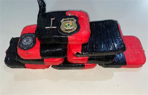 Polícia Apreende 30 Kg De Cocaína Em Carro Abandonado No Interior Do