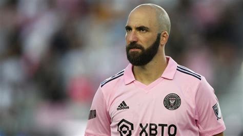 Pipita Higuaín Equipo Actual Y Momentos Destacados Jugando Ando