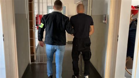 Arrest And Convoy Of Dangerous Prisoners Ep Thisvid Com