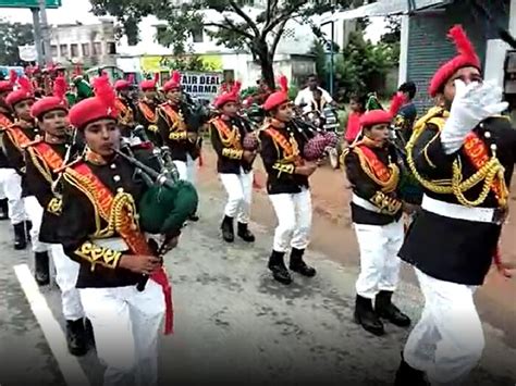 तस्वीरों से जानिये खून की अहमियत गोपालगंज में निकली रक्तदान पर अनोखी