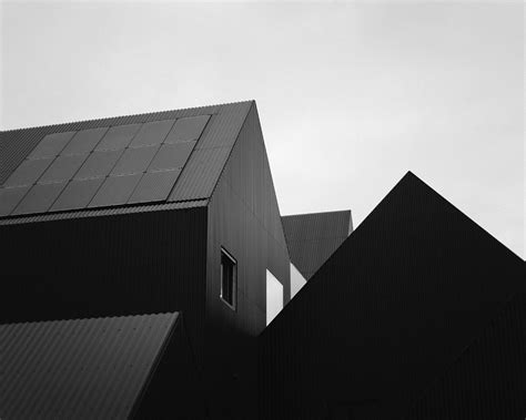 월간디자인 아름다움은 건강함에서 시작한다는 믿음으로 건강한 아름다움을 추구해 온 바이탈뷰티에서 명작수천을 새롭게 선보입니다 제품의 아이덴티티와 패키지 디자인에는