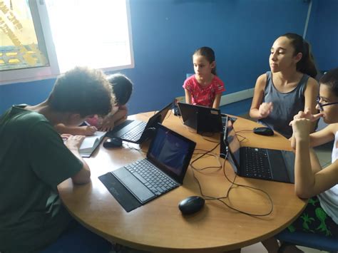 Taller de creación de historietas con Scratch da inicio a la temporada