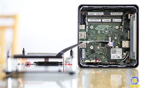 Pc Intel Nuc 12 Pro Nuc12wshi5 Rnuc12wshi50000 I5 1240p Iris Xe