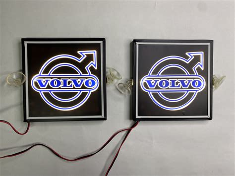 Таблички двойные 15х15 см светодиодные VOLVO 2 шт 24V на лобовое стекло ...