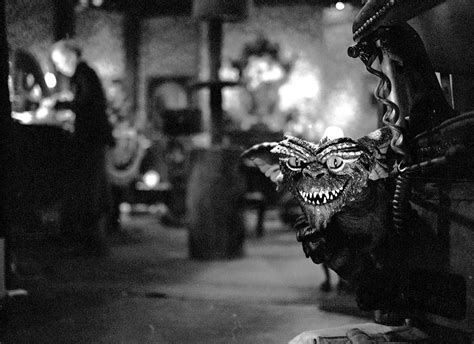 Gremlins 35th Anniversary Celebrated With New Unseen Photos Scanned