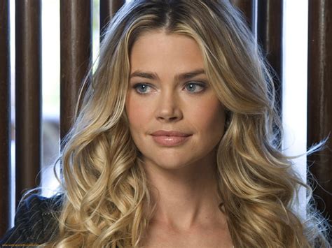 2560x1600 Denise Richards Hd Wallpaper Rare Gallery