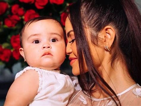 Natti Natasha Feliz Por La Primera Palabra De Su Hija Vida Isabelle