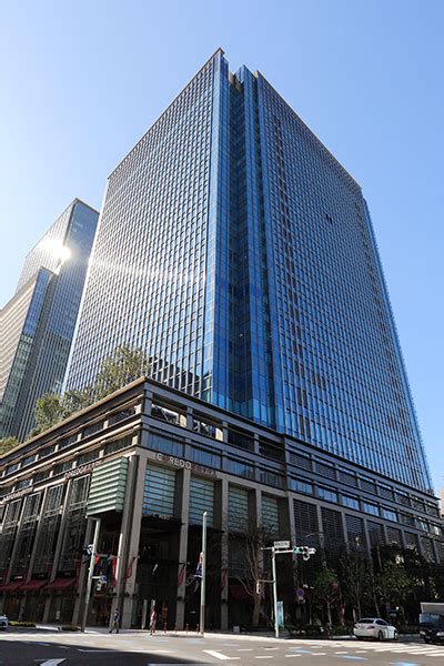 日本橋室町三井タワー（coredo室町テラス）