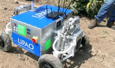 Trujillo Crean robot para mejorar producción agroindustrial Canal N