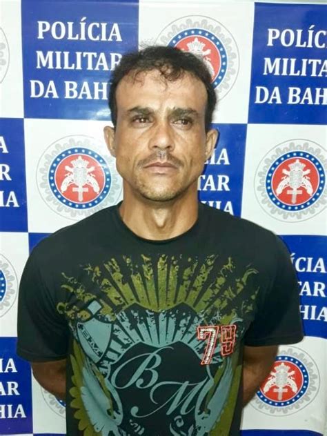 Homem Com Mandado De Prisão Por Homicídio é Preso Após Agredir Avó A