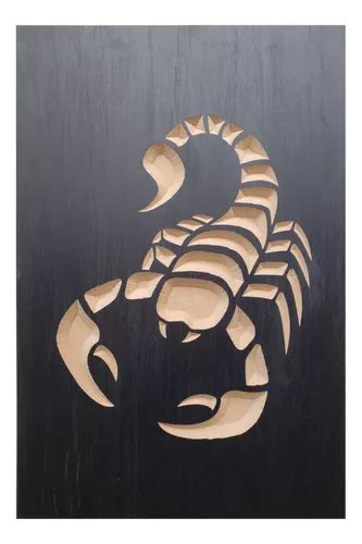 Quadro Entalhado Em Madeira G Escorpião