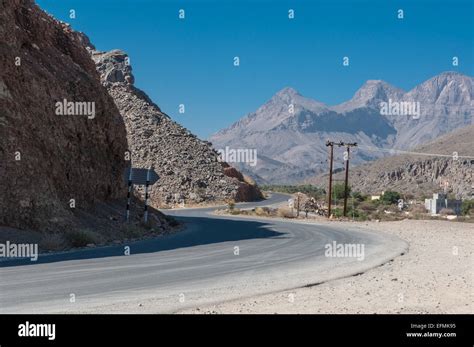 Road To Jebel Shams From Nizwa Oman Stock Photo Alamy