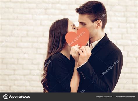 Top 999 Romantic Kiss Day Images Amazing Collection Romantic Kiss