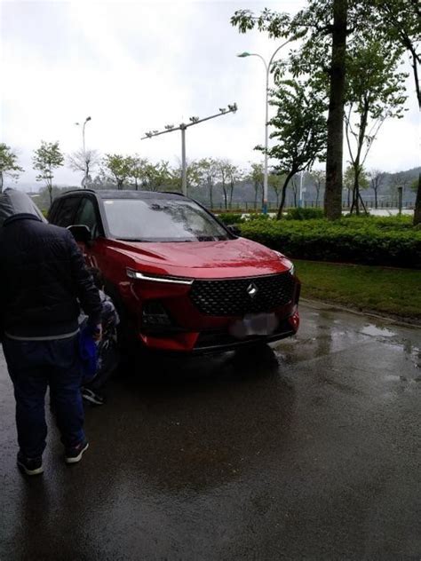 街头偶遇换标宝骏rs5，151马力符合国六，比哈弗h6漂亮，或8万起搜狐汽车搜狐网