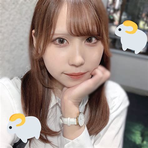 ゆずき🍊よつばの秘密基地 On Twitter ゆずき本日も15時からラストまでお給仕しております☺︎🍀 昨日は、夜中に味噌ラーメンを食べ