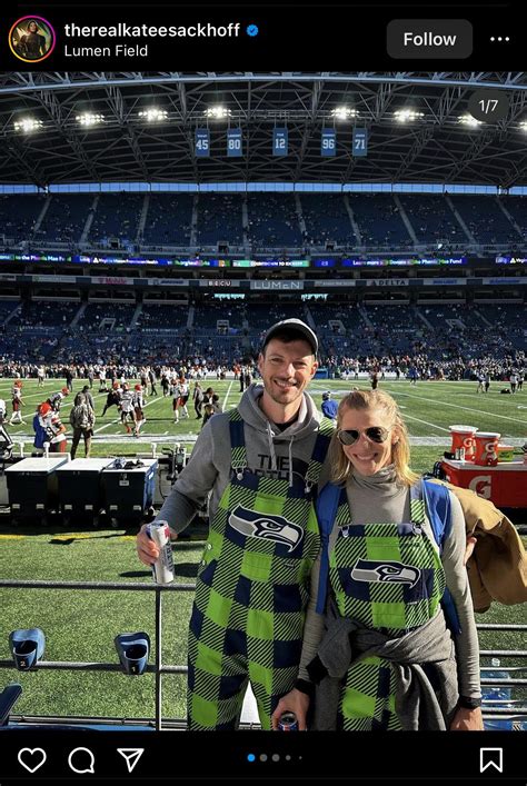 Bo Katan Is A Bobo Fan Rseahawks