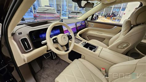 2026 Aito M9 Interior Design And Features Review Arenaev