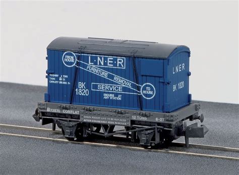 Peco Nr 23 Conflat With Furniture Removal Container Lner Blue N Gauge