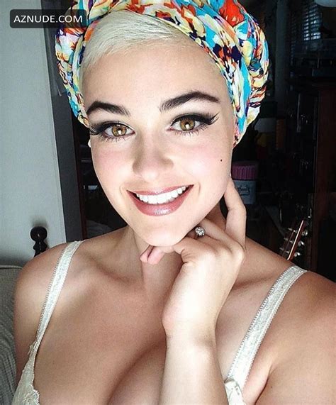 Stefania Ferrario Nude And Sexy Photos Aznude