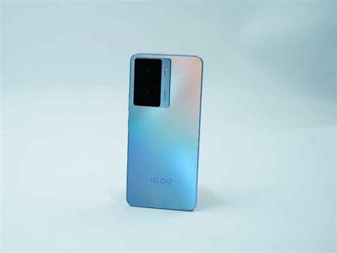 IQOO Z Review Playing It Safe