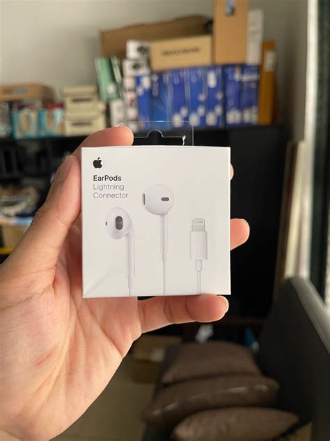 Earpod Apple Lightning Connector Audio Earphones On Carousell