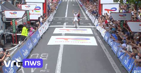 Remco Evenepoel wint Clásica San Sebastián voor de derde keer VRT NWS
