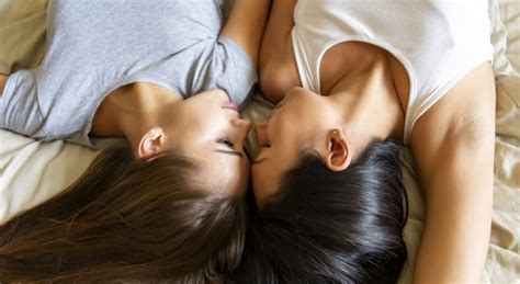 Sexo J Aime Les Caresses Entre Filles Suis Je Lesbienne