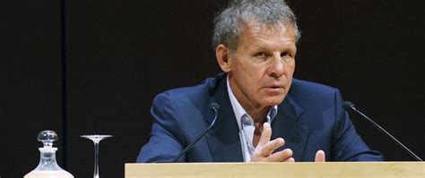 Je Suis Révolté Accusé De Viols Patrick Poivre Darvor Se Défend